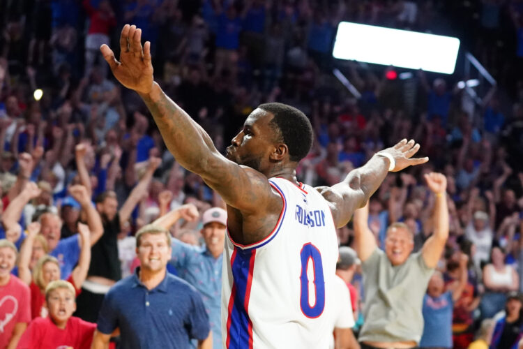 A deeper look at the projected Mass Street TBT roster - KU Sports